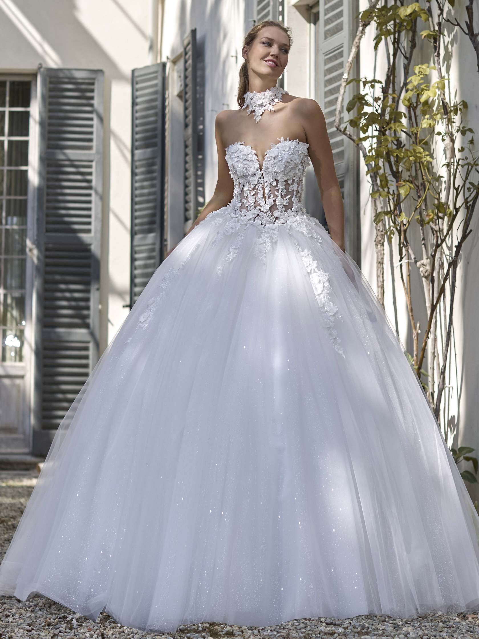 MCLEAN Collezione White One · Abito da sposa ampio, principessa ...